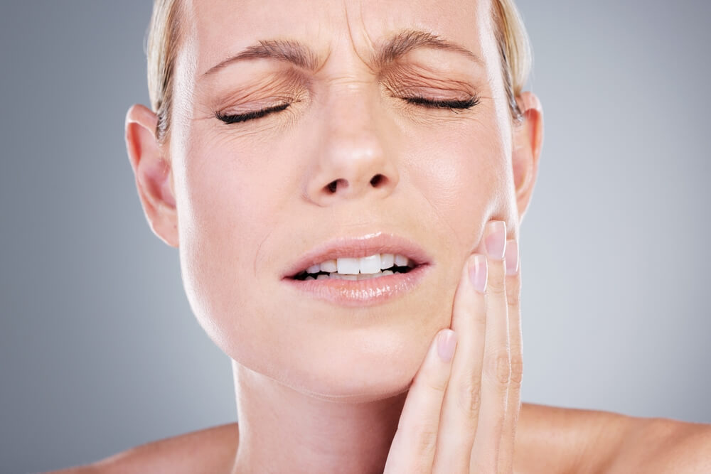 Can Oral Issues Cause Sinus Issues? | Emergency Tooth Extractions Wildomar